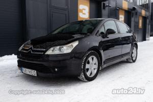 Melns Citroen C4 2005 Tallina, ar dzinēja tilpumu 2.00 L un nobraukumu 263 tūkst. km par 1499 €, foto 2 vietnē AUTOMOTO.COM.LV