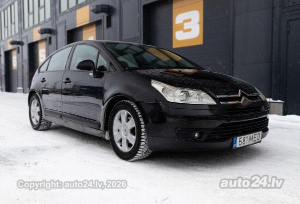 Black Citroen C4 2005 in Tallinn, with an engine capacity of 2.00 L and mileage of 263 thousand km for 1499 €, photo 3 on AUTOMOTO.COM.LV