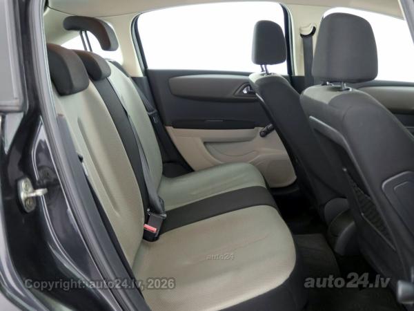 Melns Citroen C4 2005 Tallina, ar dzinēja tilpumu 1.60 L un nobraukumu 224 tūkst. km par 1199 €, foto 7 vietnē AUTOMOTO.COM.LV