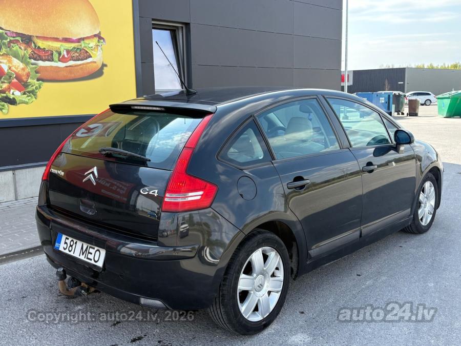 Black Citroen C4 2005 in Rapla, with an engine capacity of 2.00 L and mileage of 264 thousand km for 1200 €, photo 7 on AUTOMOTO.COM.LV