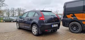 Black Citroen C4 2005 in Valmiera, with an engine capacity of 1.60 L and mileage of 355 thousand km for 1450 €, photo 6 on AUTOMOTO.COM.LV