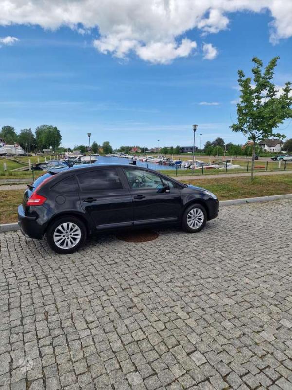 Black Citroen C4 2005 in Silute, with an engine capacity of 1.56 L and mileage of 375 thousand km for 1150 €, photo 6 on AUTOMOTO.COM.LV