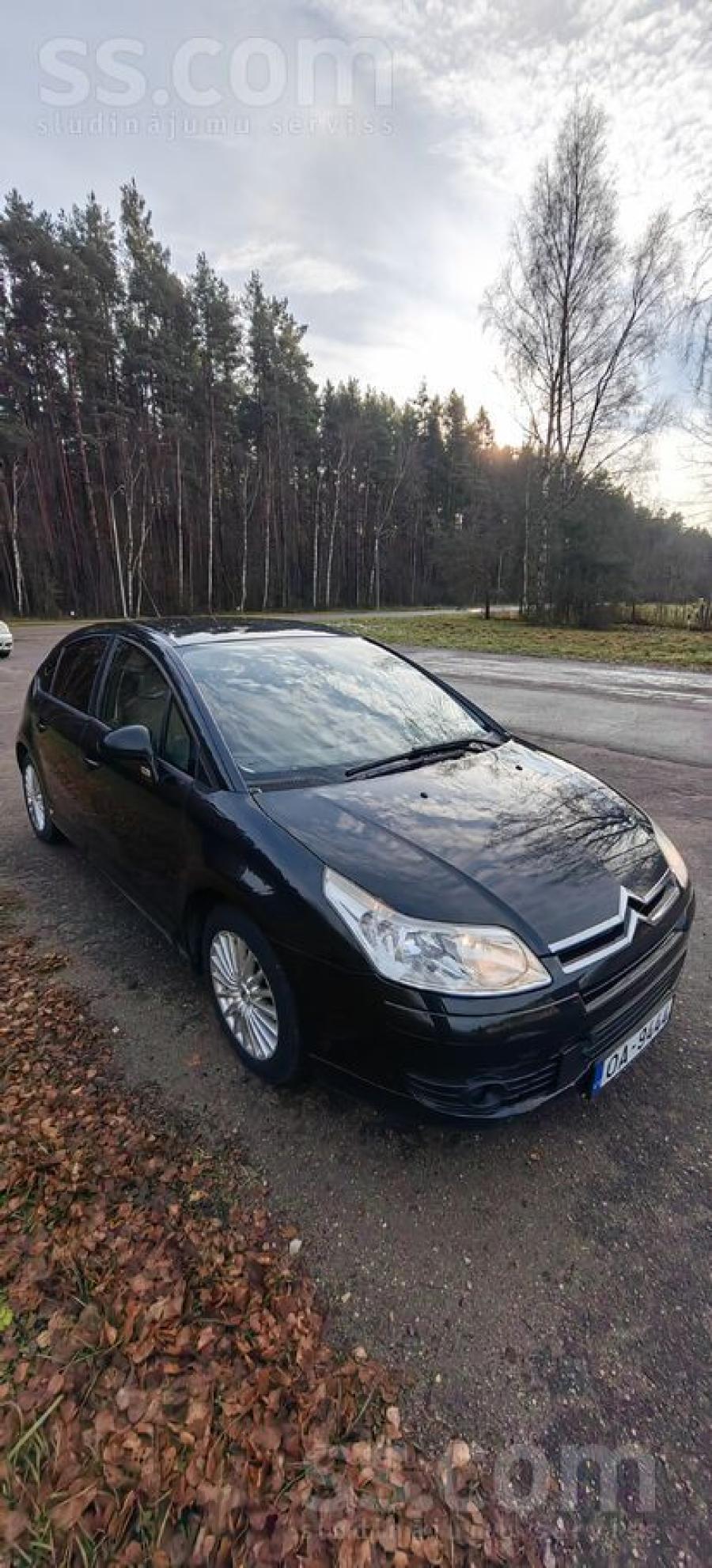 Black Citroen C4 2006 in Riga, with an engine capacity of 2.00 L and mileage of 287 thousand km for 1350 €, photo 1 on AUTOMOTO.COM.LV