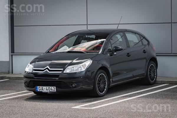 Black Citroen C4 2006 in Riga, with an engine capacity of 1.60 L and mileage of 129 thousand km for 1995 €, photo 1 on AUTOMOTO.COM.LV