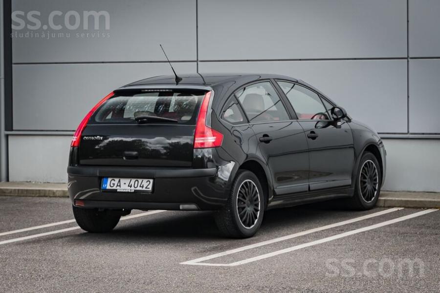 Melns Citroen C4 2006 Rīga, ar dzinēja tilpumu 1.60 L un nobraukumu 129 tūkst. km par 1995 €, foto 5 vietnē AUTOMOTO.COM.LV