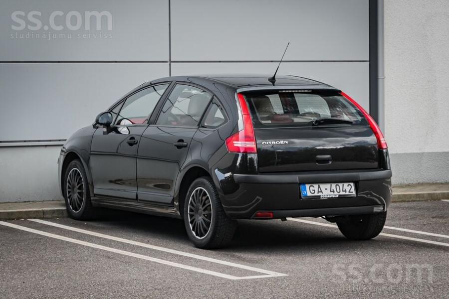 Melns Citroen C4 2006 Rīga, ar dzinēja tilpumu 1.60 L un nobraukumu 129 tūkst. km par 1995 €, foto 7 vietnē AUTOMOTO.COM.LV