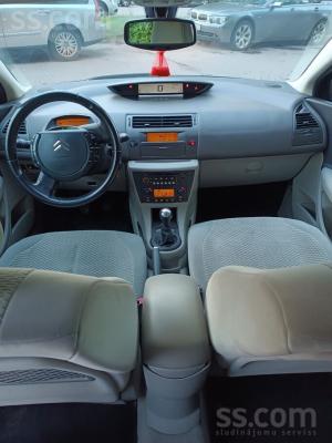 Melns Citroen C4 2006 Rīga, ar dzinēja tilpumu 2.00 L un nobraukumu 288 tūkst. km par 1600 €, foto 10 vietnē AUTOMOTO.COM.LV