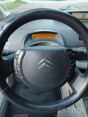 Melns Citroen C4 2006 Rīga, ar dzinēja tilpumu 2.00 L un nobraukumu 288 tūkst. km par 1600 €, foto 13 vietnē AUTOMOTO.COM.LV