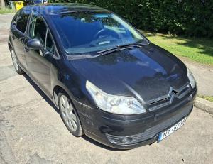 Black Citroen C4 2006 in Riga, with an engine capacity of 2.00 L and mileage of 223 thousand km for 990 €, photo 3 on AUTOMOTO.COM.LV
