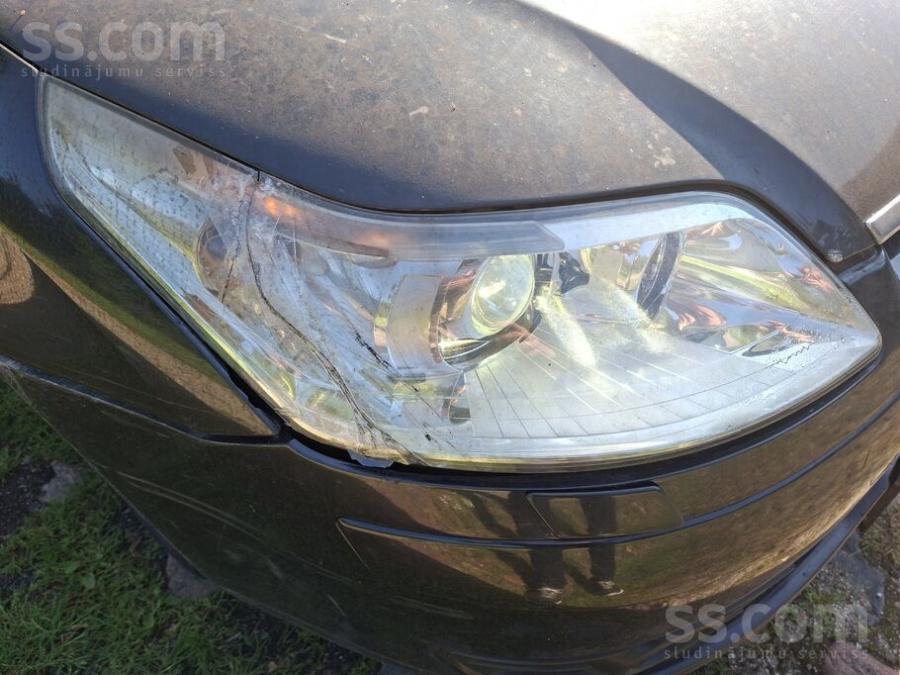 Black Citroen C4 2006 in Riga, with an engine capacity of 2.00 L and mileage of 223 thousand km for 990 €, photo 17 on AUTOMOTO.COM.LV