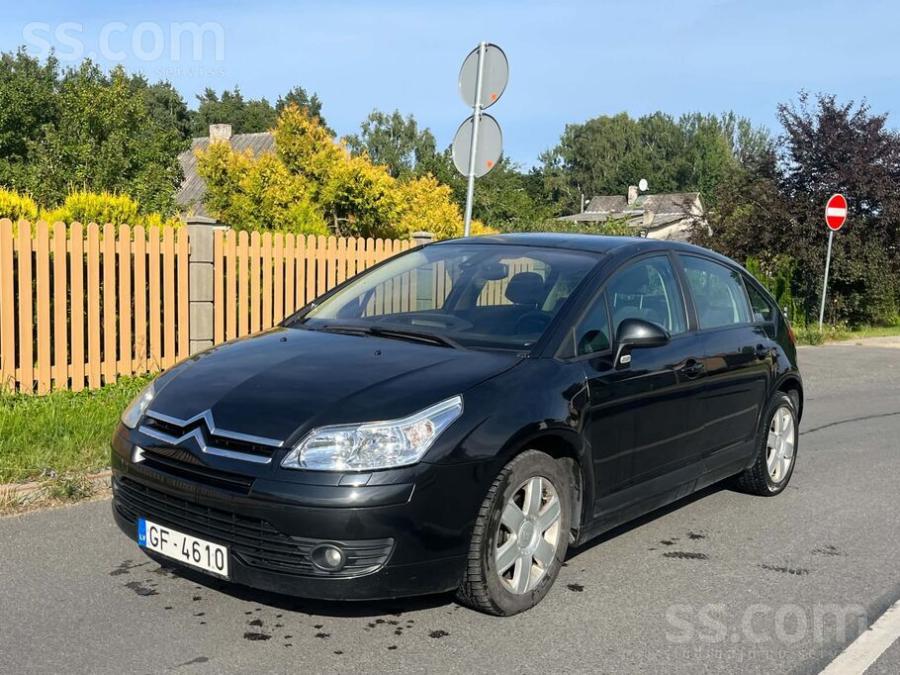 Melns Citroen C4 2006 Jūrmala, ar dzinēja tilpumu 2.00 L un nobraukumu 176 tūkst. km par 950 €, foto 1 vietnē AUTOMOTO.COM.LV