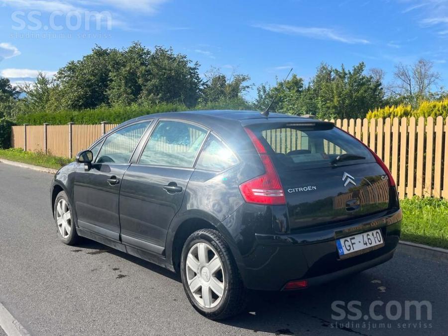 Melns Citroen C4 2006 Jūrmala, ar dzinēja tilpumu 2.00 L un nobraukumu 176 tūkst. km par 950 €, foto 5 vietnē AUTOMOTO.COM.LV