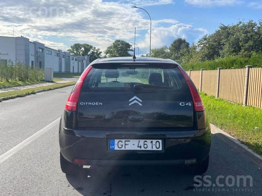 Melns Citroen C4 2006 Jūrmala, ar dzinēja tilpumu 2.00 L un nobraukumu 176 tūkst. km par 950 €, foto 7 vietnē AUTOMOTO.COM.LV