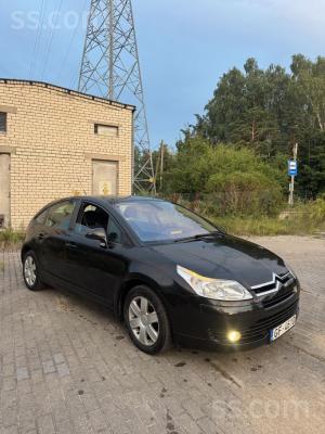 Melns Citroen C4 2006 Jūrmala, ar dzinēja tilpumu 2.00 L un nobraukumu 0 tūkst. km par 1950 €, foto 3 vietnē AUTOMOTO.COM.LV