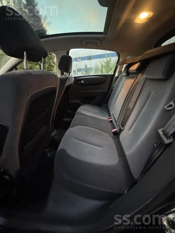 Melns Citroen C4 2006 Jūrmala, ar dzinēja tilpumu 2.00 L un nobraukumu 0 tūkst. km par 1950 €, foto 9 vietnē AUTOMOTO.COM.LV