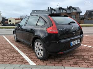 Melns Citroen C4 2007 Palanga, ar dzinēja tilpumu 1.60 L un nobraukumu 315 tūkst. km par 1950 €, foto 4 vietnē AUTOMOTO.COM.LV