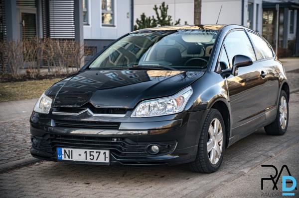 Black Citroen C4 2007 in Riga, with an engine capacity of 1.60 L and mileage of 296 thousand km for 1490 €, photo 1 on AUTOMOTO.COM.LV
