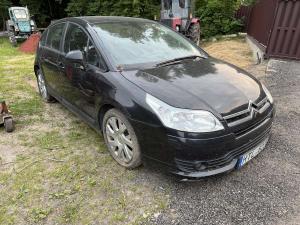 Melns Citroen C4 2007 Viļņa, ar dzinēja tilpumu 1.56 L un nobraukumu 157 tūkst. km par 550 €, foto  vietnē AUTOMOTO.COM.LV