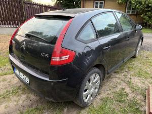 Black Citroen C4 2007 in Vilnius, with an engine capacity of 1.56 L and mileage of 157 thousand km for 550 €, photo 4 on AUTOMOTO.COM.LV
