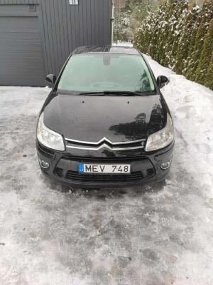 Melns Citroen C4 2008 Birštonas, ar dzinēja tilpumu 1.60 L un nobraukumu 105 tūkst. km par 1500 €, foto 3 vietnē AUTOMOTO.COM.LV
