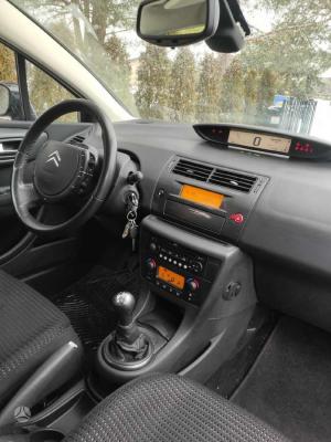 Melns Citroen C4 2008 Birštonas, ar dzinēja tilpumu 1.60 L un nobraukumu 105 tūkst. km par 1500 €, foto 10 vietnē AUTOMOTO.COM.LV