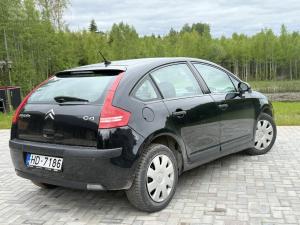 Черный Ситроен С4 2008 в Цесис, объемом двигателя 1.60 л и пробегом 268 тыс. км за 1200 €, фото 4 на AUTOMOTO.COM.LV