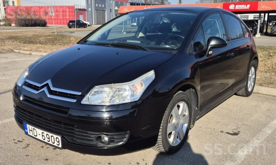 Melns Citroen C4 2008 Rīga, ar dzinēja tilpumu 1.60 L un nobraukumu 282 tūkst. km par 1000 €, foto 1 vietnē AUTOMOTO.COM.LV