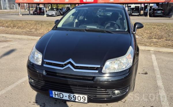 Melns Citroen C4 2008 Rīga, ar dzinēja tilpumu 1.60 L un nobraukumu 282 tūkst. km par 1000 €, foto 5 vietnē AUTOMOTO.COM.LV