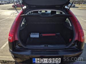 Melns Citroen C4 2008 Rīga, ar dzinēja tilpumu 1.60 L un nobraukumu 282 tūkst. km par 1000 €, foto 8 vietnē AUTOMOTO.COM.LV