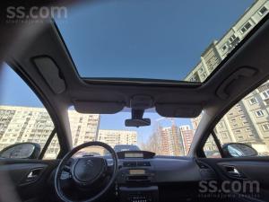 Melns Citroen C4 2008 Rīga, ar dzinēja tilpumu 1.60 L un nobraukumu 282 tūkst. km par 1000 €, foto 12 vietnē AUTOMOTO.COM.LV