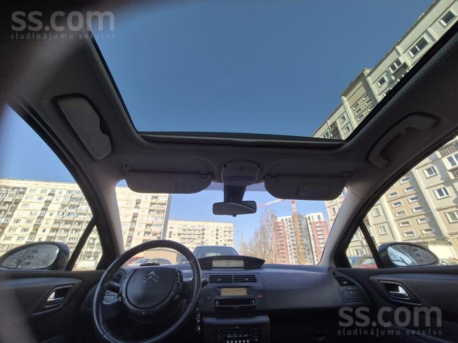 Melns Citroen C4 2008 Rīga, ar dzinēja tilpumu 1.60 L un nobraukumu 282 tūkst. km par 1000 €, foto 12 vietnē AUTOMOTO.COM.LV