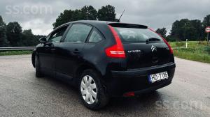 Black Citroen C4 2008 in Cesis, with an engine capacity of 1.60 L and mileage of 270 thousand km for 740 €, photo 5 on AUTOMOTO.COM.LV