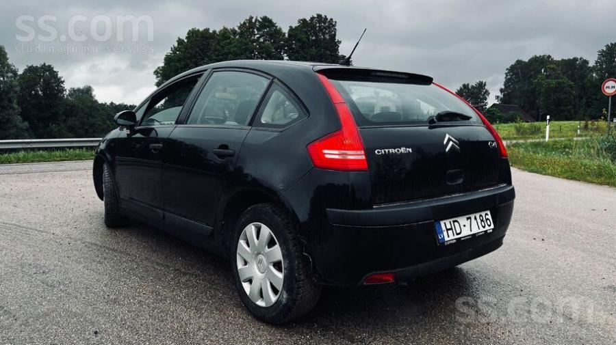 Black Citroen C4 2008 in Cesis, with an engine capacity of 1.60 L and mileage of 270 thousand km for 740 €, photo 5 on AUTOMOTO.COM.LV