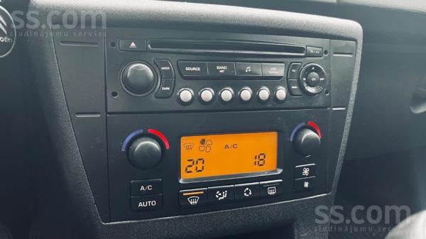 Black Citroen C4 2008 in Cesis, with an engine capacity of 1.60 L and mileage of 270 thousand km for 740 €, photo 8 on AUTOMOTO.COM.LV