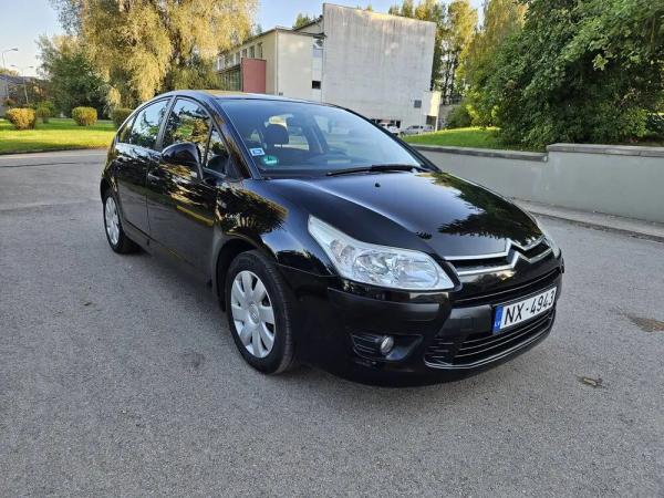Black Citroen C4 2009 in Jekabpils, with an engine capacity of 1.60 L and mileage of 180 thousand km for 3100 €, photo 4 on AUTOMOTO.COM.LV