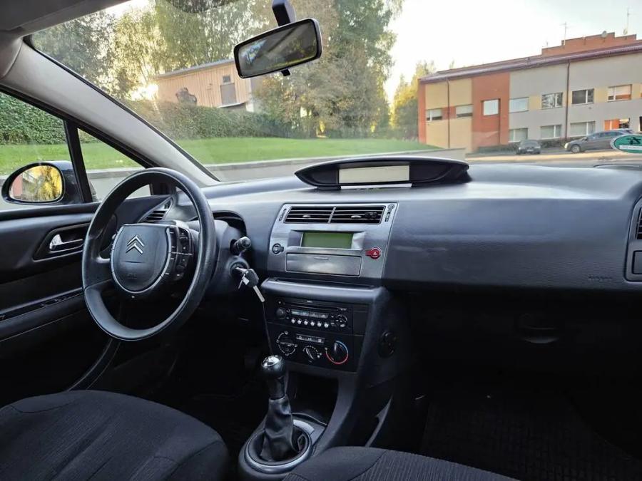 Черный Ситроен С4 2009 в Екабпилс, объемом двигателя 1.60 л и пробегом 180 тыс. км за 3100 €, фото 19 на AUTOMOTO.COM.LV