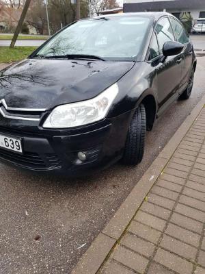 Black Citroen C4 2010 in Kaunas, with an engine capacity of 1.56 L and mileage of 275 thousand km for 1550 €, photo 2 on AUTOMOTO.COM.LV