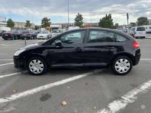 Melns Citroen C4 2010 Viļņa, ar dzinēja tilpumu 1.60 L un nobraukumu 166 tūkst. km par 900 €, foto 7 vietnē AUTOMOTO.COM.LV