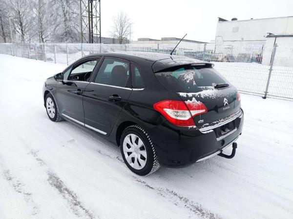 Melns Citroen C4 2011 Marijampole, ar dzinēja tilpumu 1.56 L un nobraukumu 181 tūkst. km par 4500 €, foto 4 vietnē AUTOMOTO.COM.LV