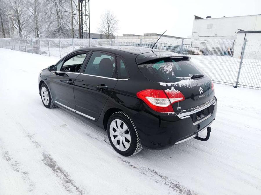 Black Citroen C4 2011 in Marijampole, with an engine capacity of 1.56 L and mileage of 181 thousand km for 4500 €, photo 4 on AUTOMOTO.COM.LV