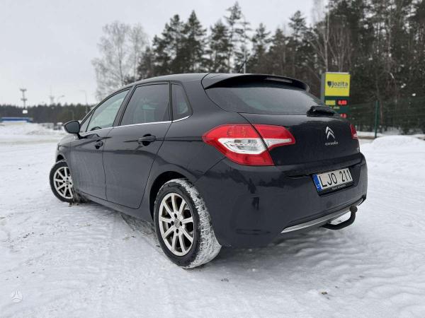 Melns Citroen C4 2011 Viļņa, ar dzinēja tilpumu 1.56 L un nobraukumu 325 tūkst. km par 3450 €, foto 2 vietnē AUTOMOTO.COM.LV