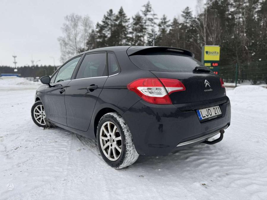 Melns Citroen C4 2011 Viļņa, ar dzinēja tilpumu 1.56 L un nobraukumu 325 tūkst. km par 3450 €, foto 2 vietnē AUTOMOTO.COM.LV