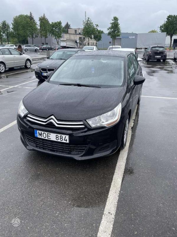 Melns Citroen C4 2011 Kauņa, ar dzinēja tilpumu 1.56 L un nobraukumu 249 tūkst. km par 3650 €, foto 1 vietnē AUTOMOTO.COM.LV