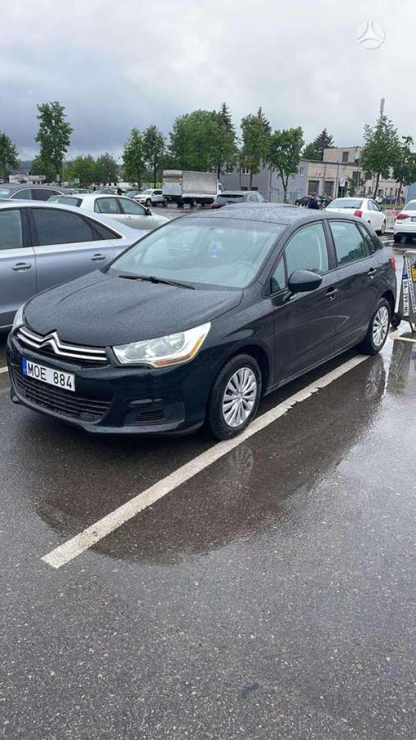 Melns Citroen C4 2011 Kauņa, ar dzinēja tilpumu 1.56 L un nobraukumu 249 tūkst. km par 3650 €, foto 2 vietnē AUTOMOTO.COM.LV