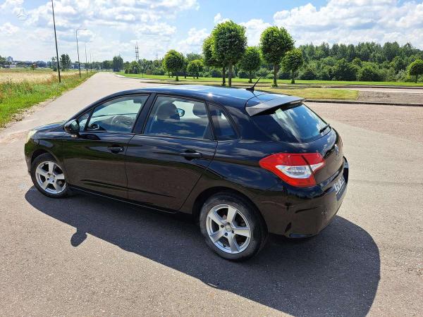 Melns Citroen C4 2011 Kauņa, ar dzinēja tilpumu 1.56 L un nobraukumu 234 tūkst. km par 2700 €, foto 4 vietnē AUTOMOTO.COM.LV