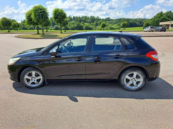 Black Citroen C4 2011 in Kaunas, with an engine capacity of 1.56 L and mileage of 234 thousand km for 2700 €, photo 3 on AUTOMOTO.COM.LV
