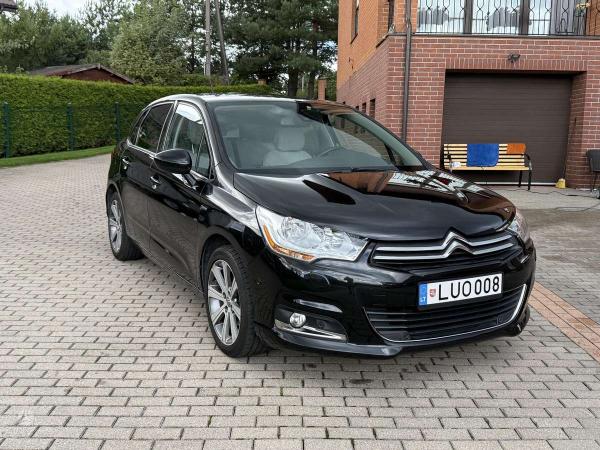 Black Citroen C4 2011 in Vilnius, with an engine capacity of 1.56 L and mileage of 228 thousand km for 3500 €, photo 3 on AUTOMOTO.COM.LV