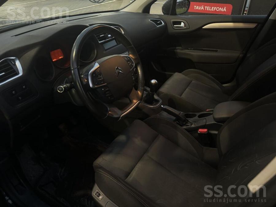 Black Citroen C4 2012 in Riga, with an engine capacity of 1.60 L and mileage of 179 thousand km for 3300 €, photo 11 on AUTOMOTO.COM.LV