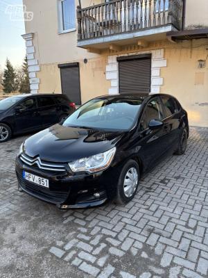Melns Citroen C4 2012 Kauņa, ar dzinēja tilpumu 1.60 L un nobraukumu 130 tūkst. km par 3500 €, foto 2 vietnē AUTOMOTO.COM.LV