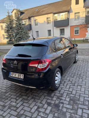 Black Citroen C4 2012 in Kaunas, with an engine capacity of 1.60 L and mileage of 130 thousand km for 3500 €, photo 4 on AUTOMOTO.COM.LV